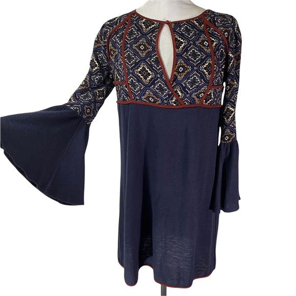 THML | Dresses | Thml Bell Sleeve Bohemian Dress | Poshmark